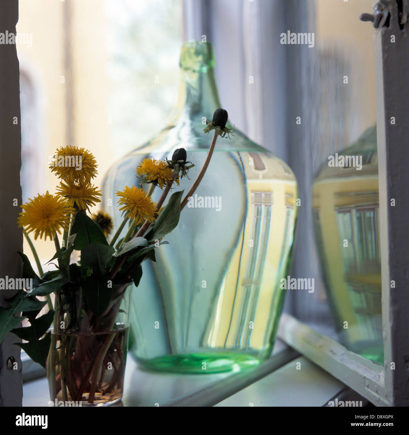 Flower vase, close-up Stock Photo - Alamy