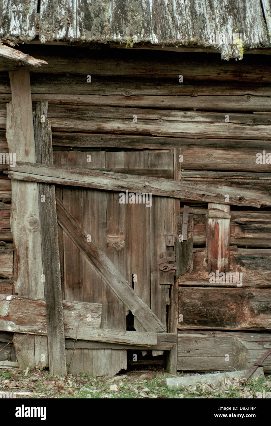 A worn shed Stock Photo - Alamy