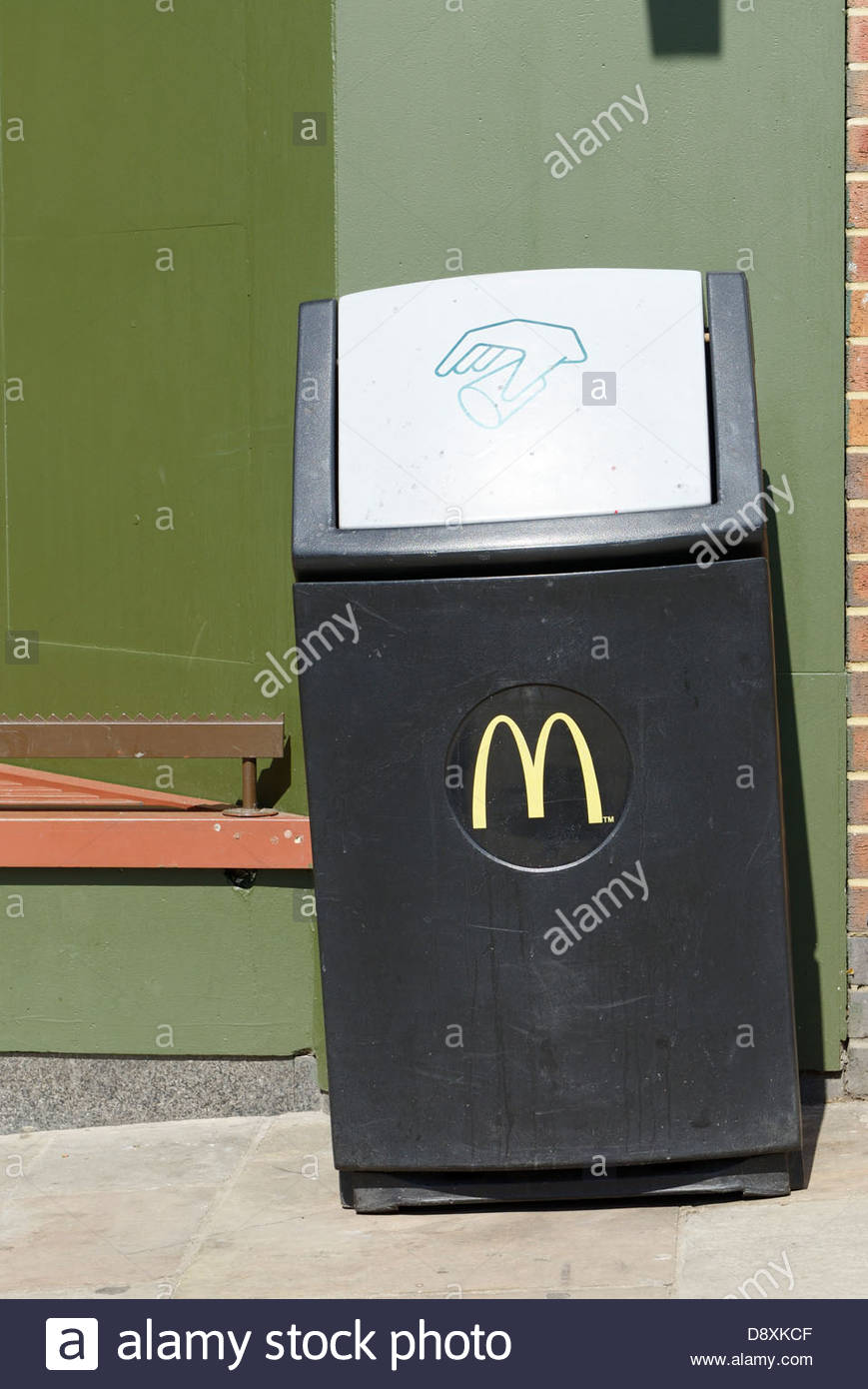 Mcdonald's Litter High Resolution Stock Photography and Images - Alamy