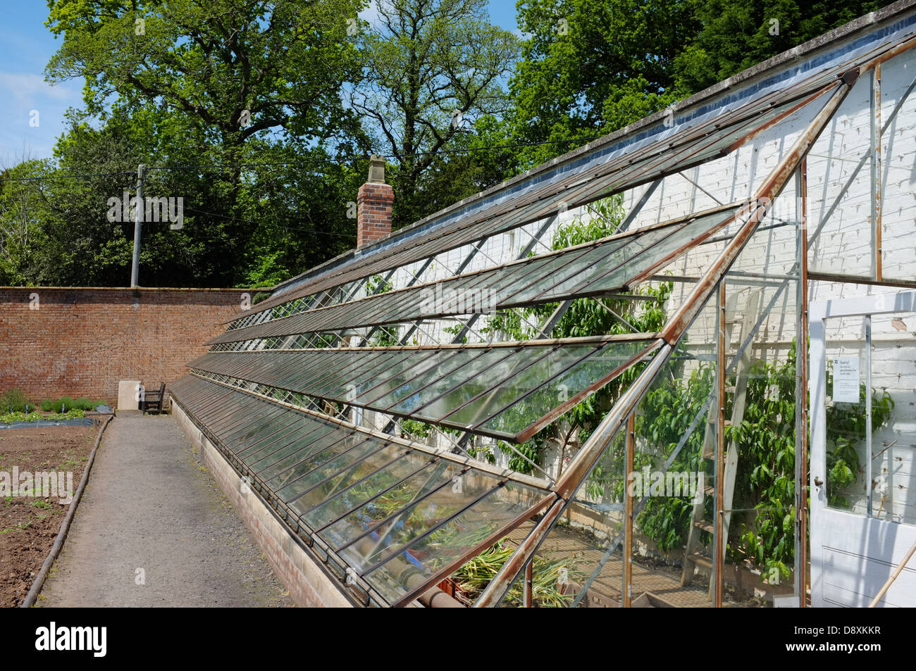 Kitchen garden uk hi-res stock photography and images - Alamy
