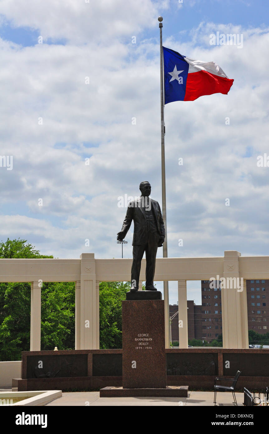 George Bannerman Dealey monument in Dallas, Texas, USA Stock Photo - Alamy