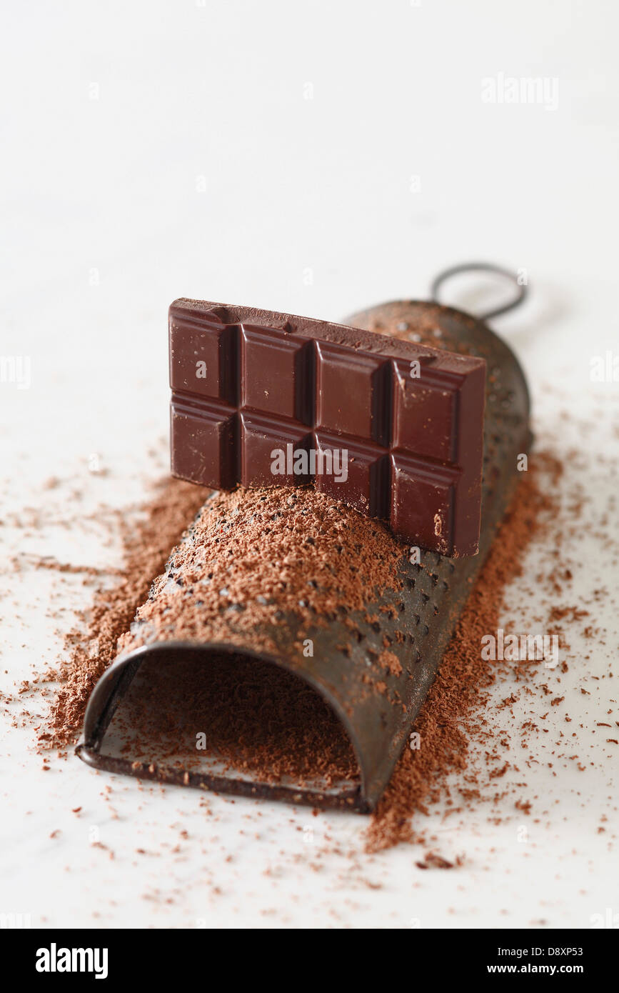 White chocolate grating hi-res stock photography and images - Alamy