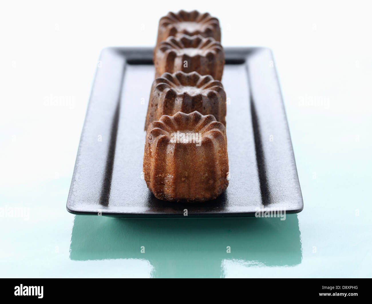 Canneles hi-res stock photography and images - Alamy