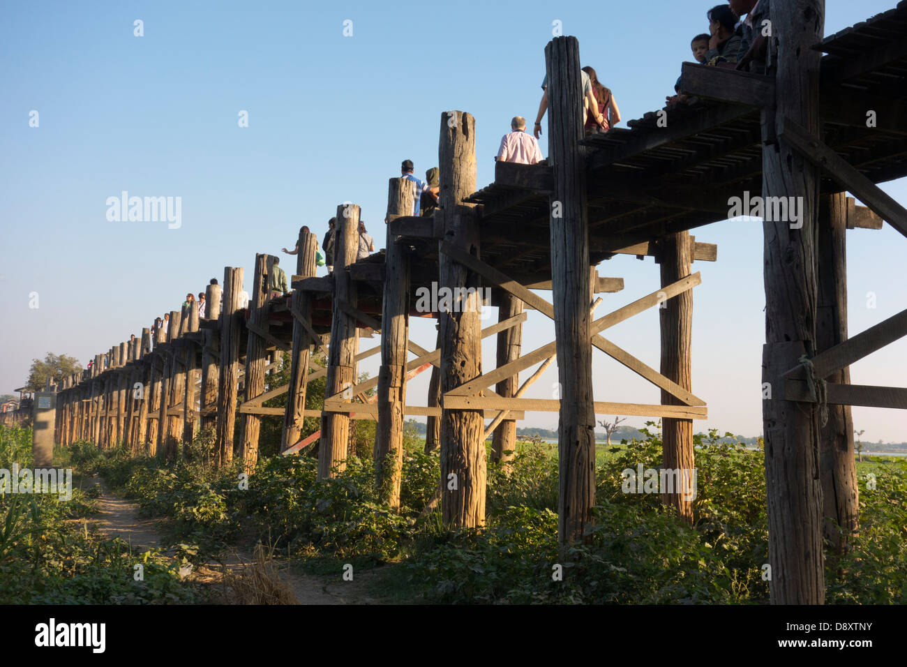 The U Bein Teak Bridge across Taungthaman Lake, Myanmar Stock Photo - Alamy