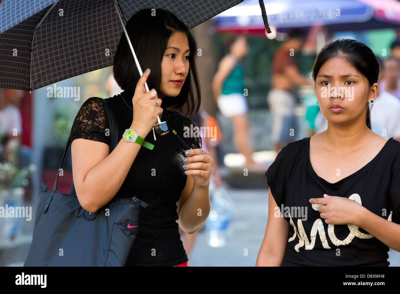 Everyday Life in the Streets of Manila, Philippines Stock Photo - Alamy
