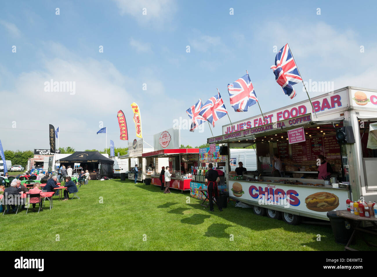 Catering stalls hi-res stock photography and images - Alamy