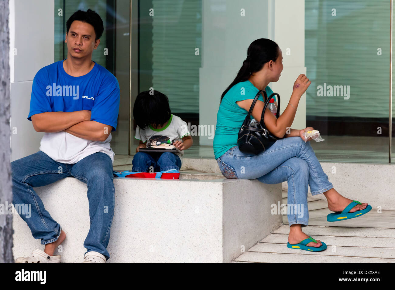 Everyday Life in the Streets of Manila, Philippines Stock Photo - Alamy