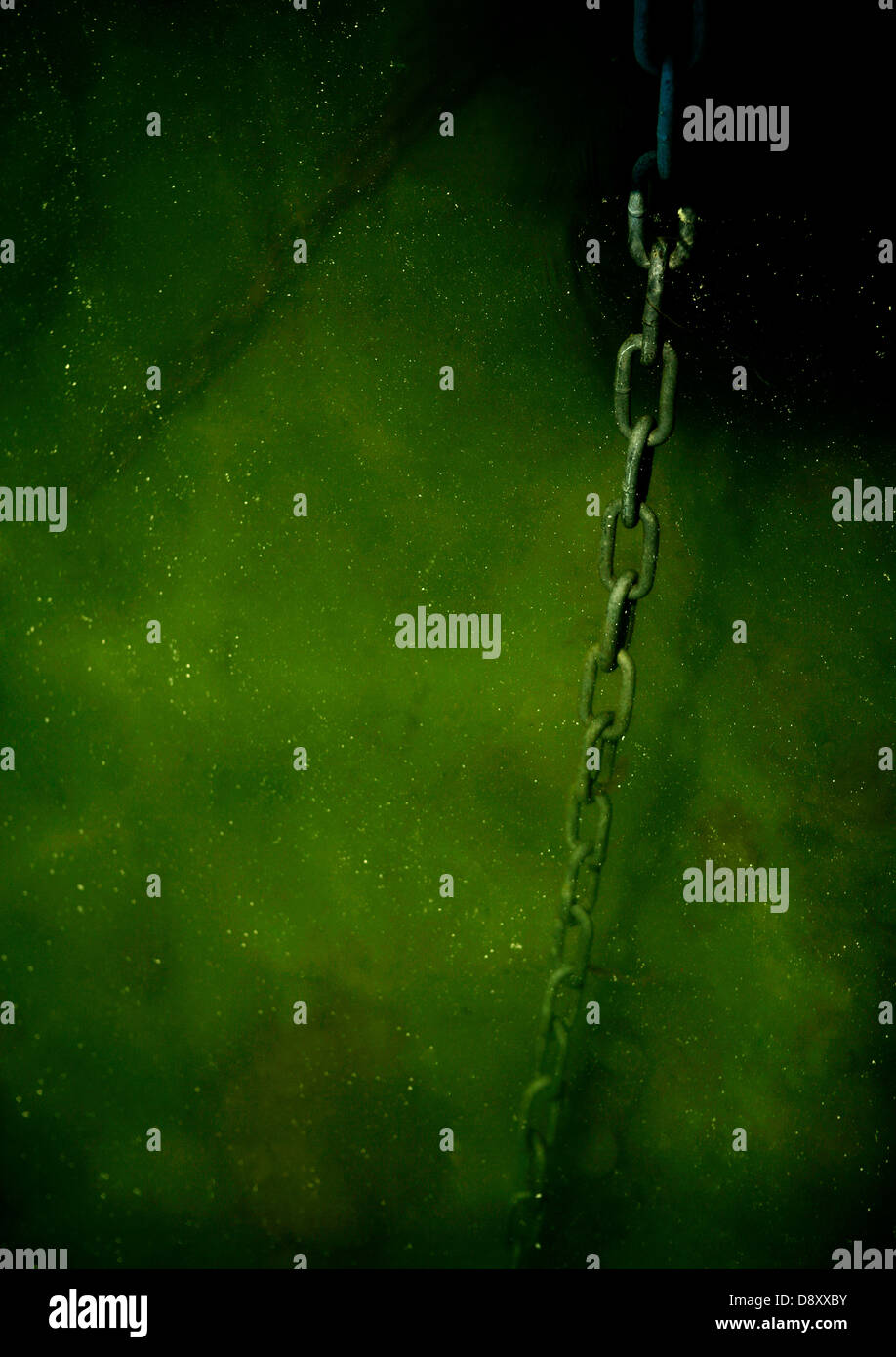 Chain under water Stock Photo - Alamy