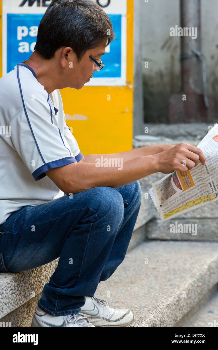 Newspaper of manila hi-res stock photography and images - Alamy