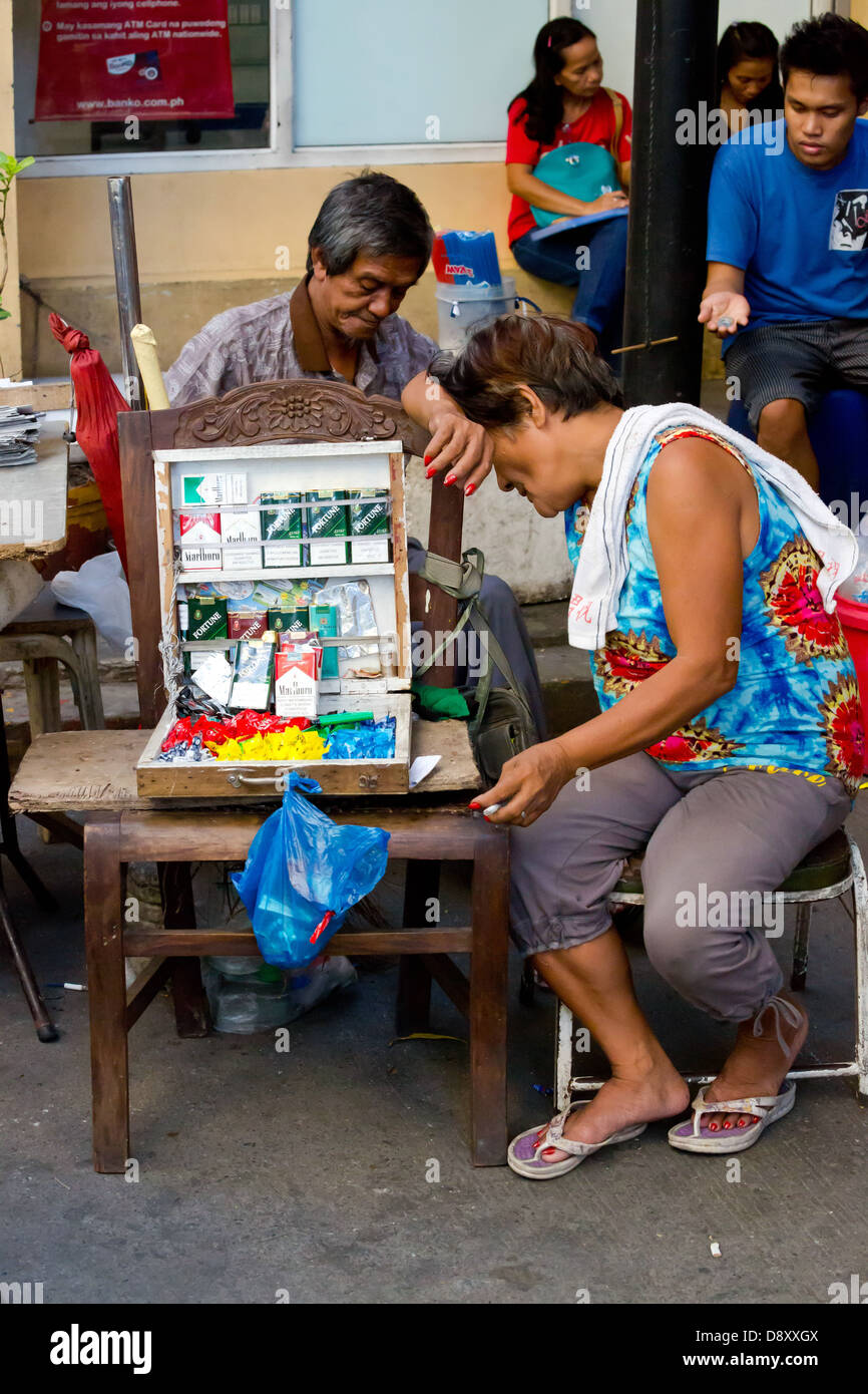 Everyday Life in the Streets of Manila, Philippines Stock Photo - Alamy