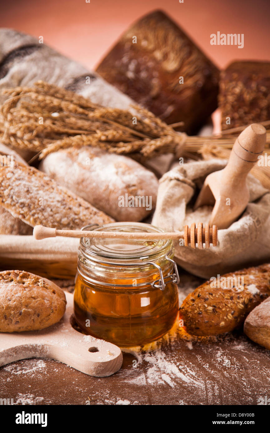 Bread in bakery Stock Photo - Alamy