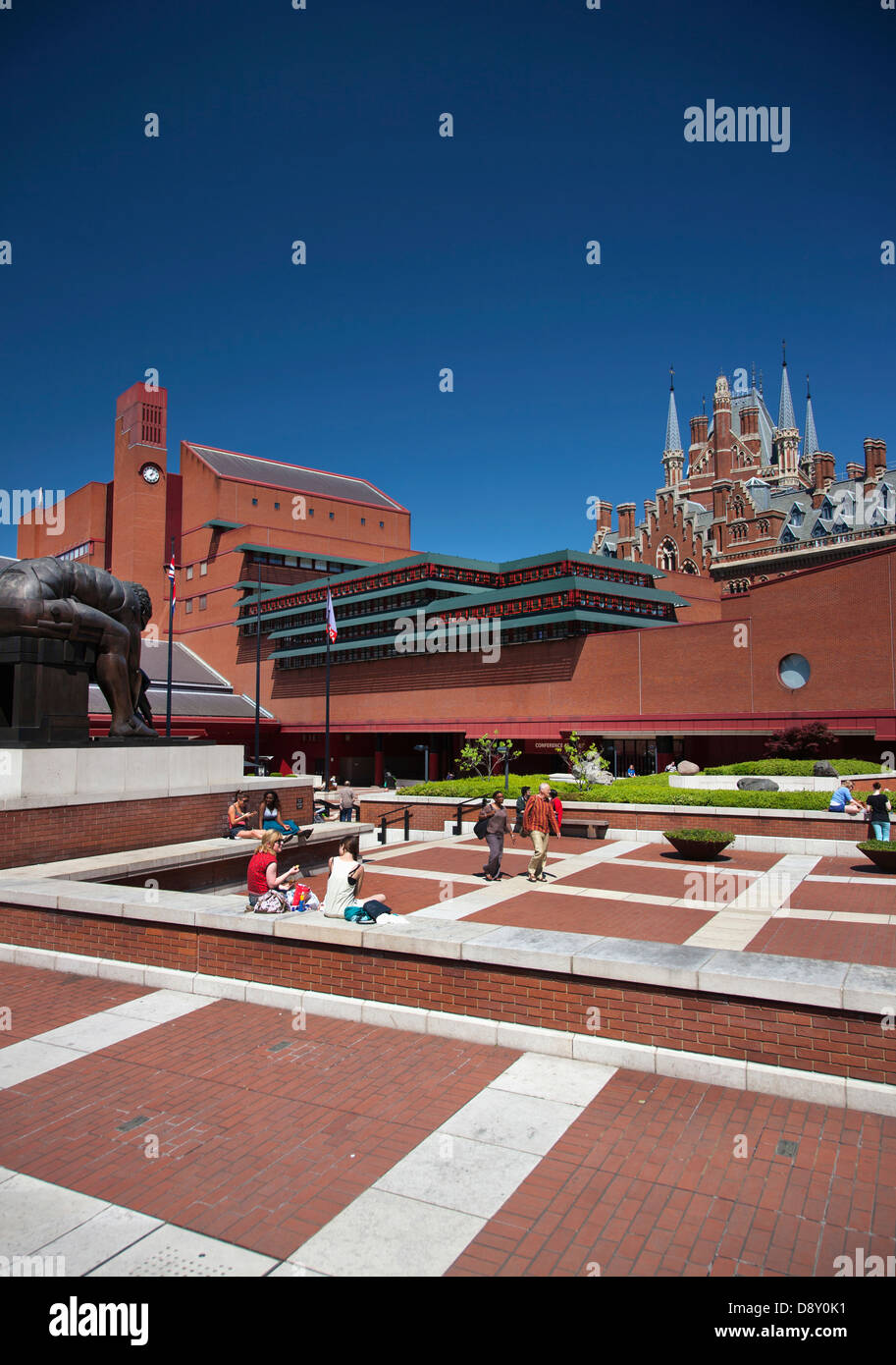 British library reading room st pancras hi-res stock photography and ...