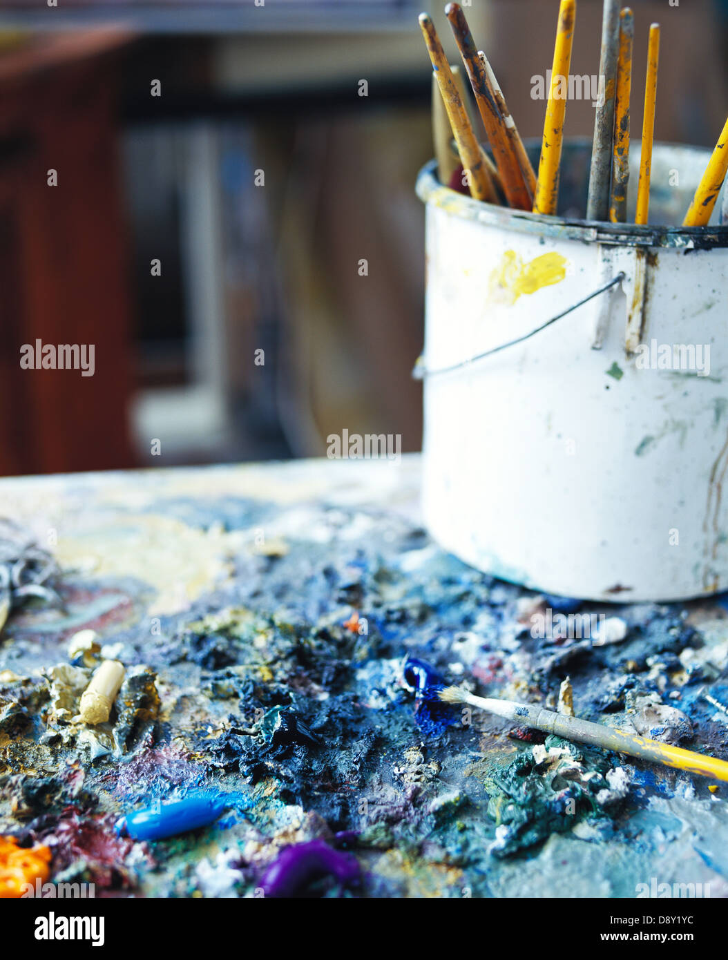 Brushes and color palette Stock Photo - Alamy