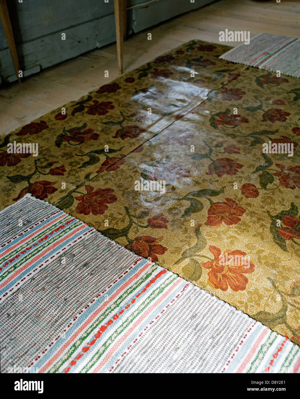Carpets on the floor in a summer cottage Stock Photo - Alamy