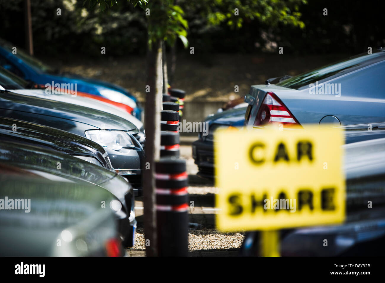 Car share signage hi-res stock photography and images - Alamy