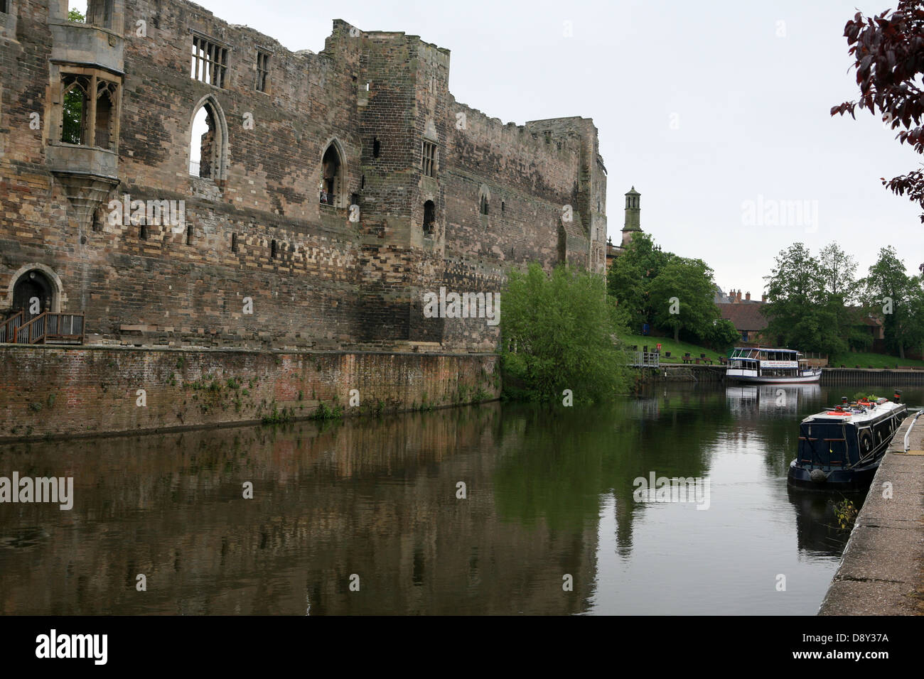 Slighted castle hi-res stock photography and images - Alamy