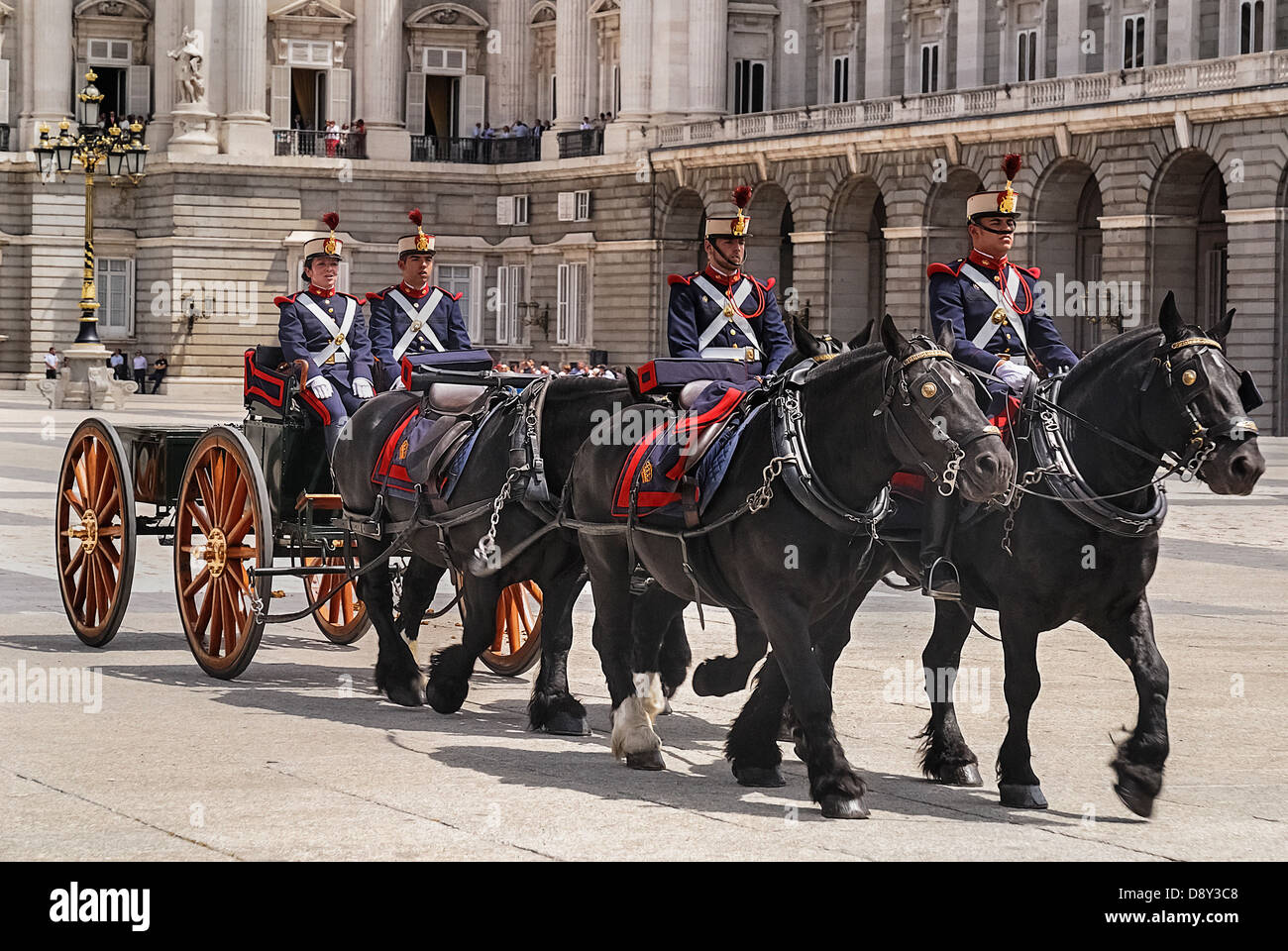 Spanish royal guards hi-res stock photography and images - Alamy