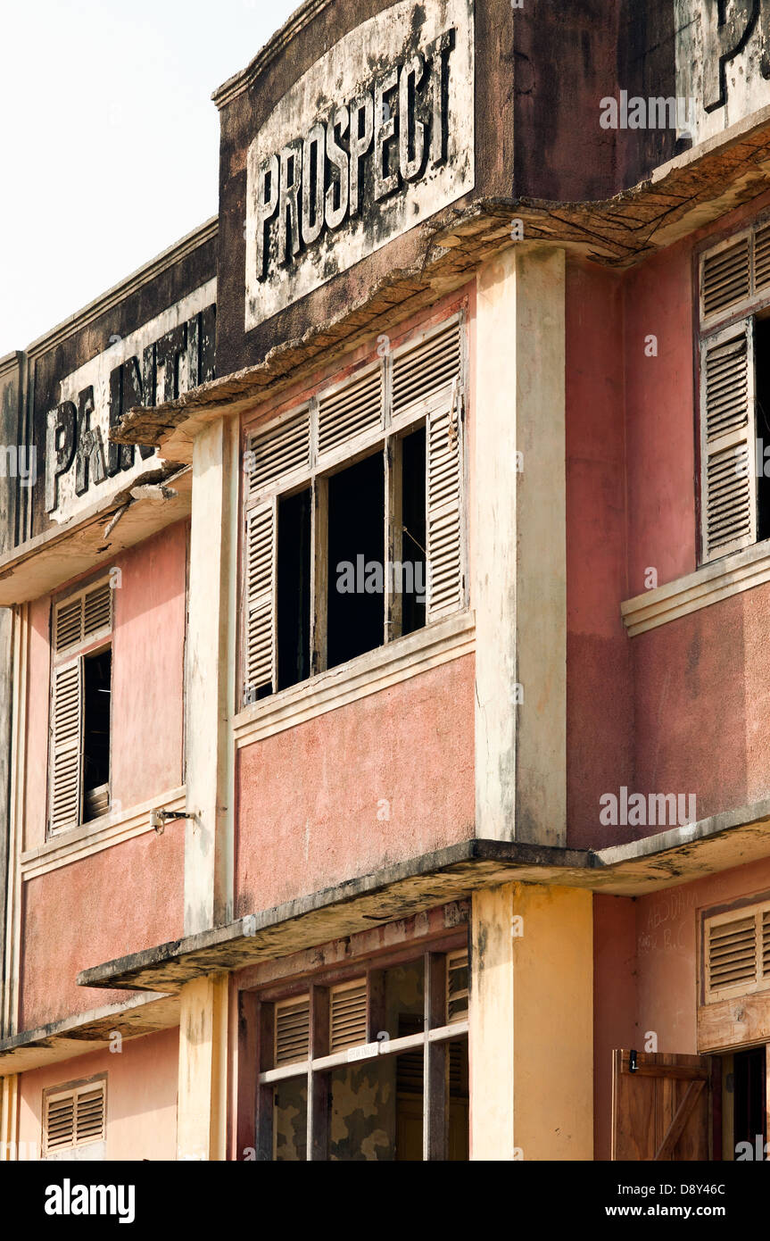 Hill building hi-res stock photography and images - Alamy