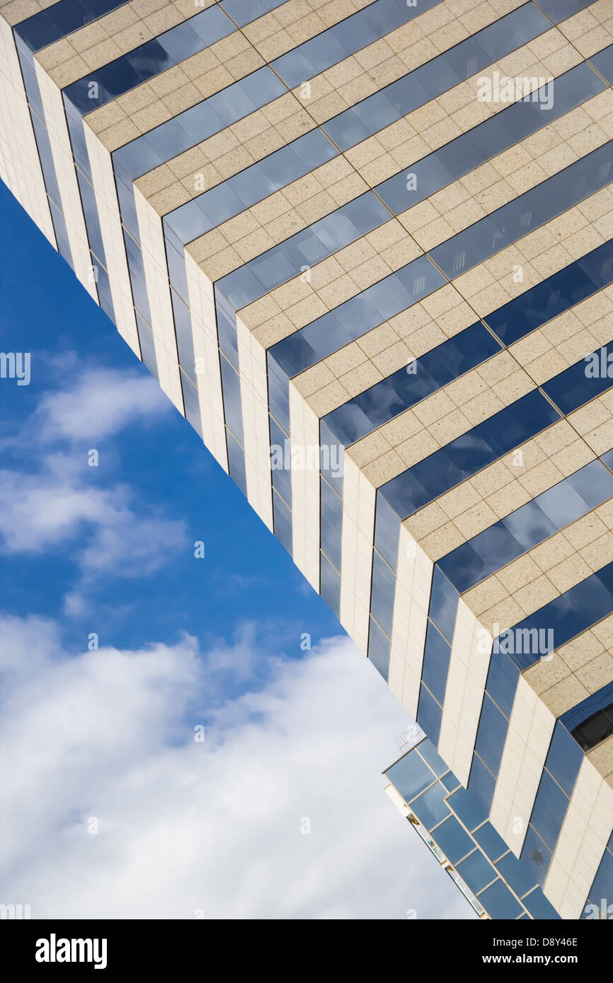 Glass, concrete and sky. Abstract building background. Photo Stock ...