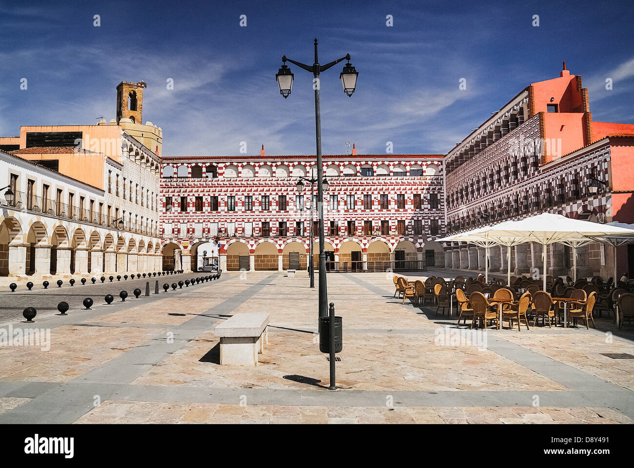 Spain, Extremadura, Badajoz, Colourfully painted buildings in the Plaza ...