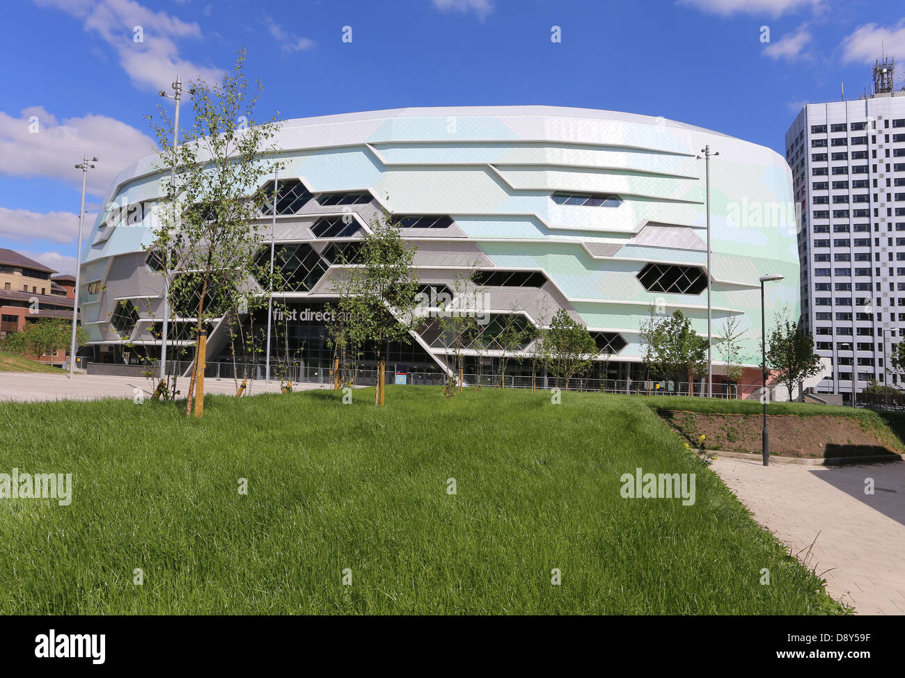First direct arena leeds exterior hi-res stock photography and images ...