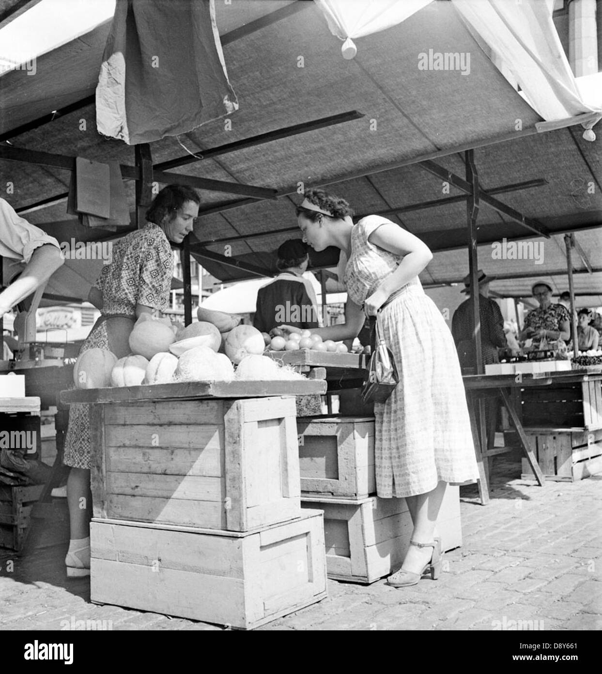 1950s trade hi-res stock photography and images - Alamy