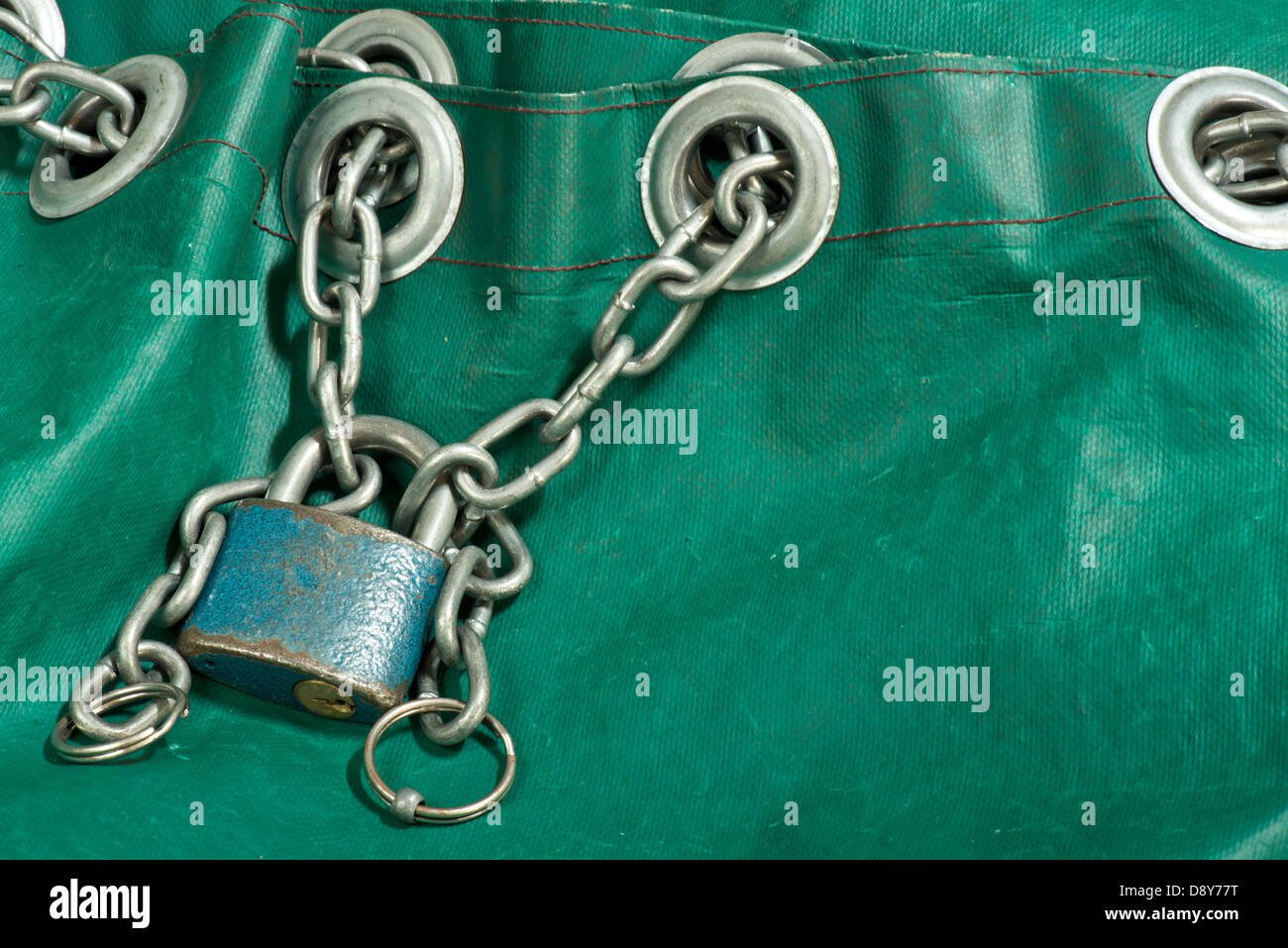 padlock with chain Stock Photo - Alamy