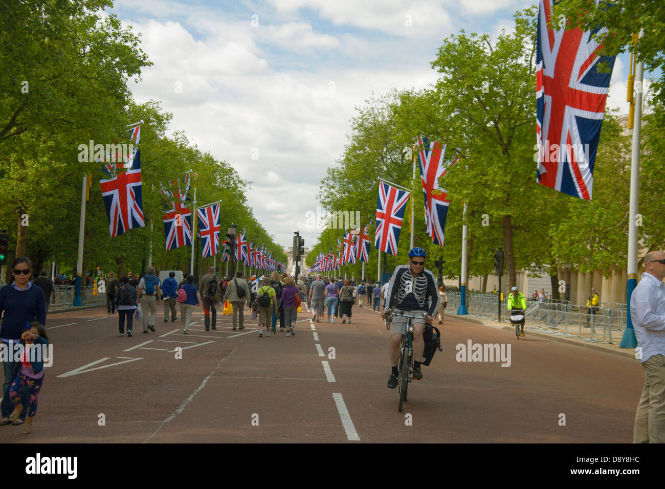 The Mall, Buckingham Palace, London, England, UK Stock Photo - Alamy