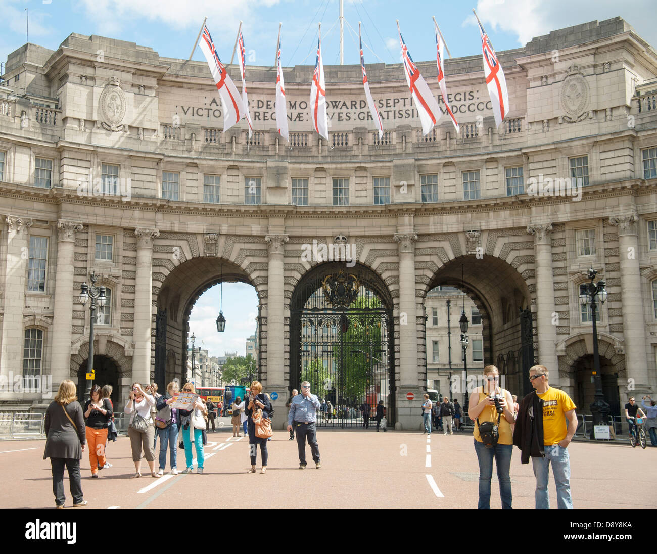 Guards house hi-res stock photography and images - Alamy