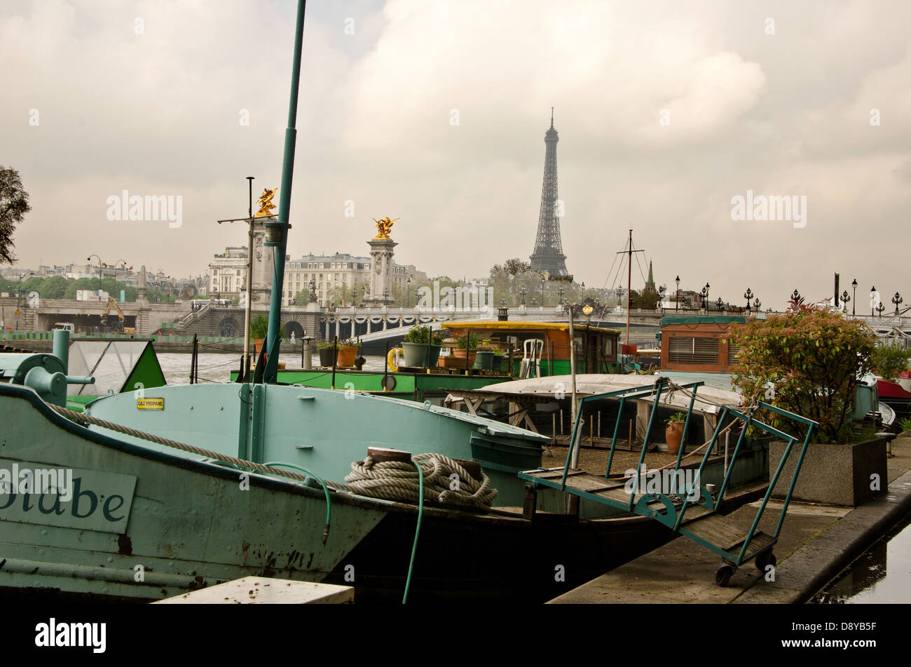 Senna paris hi-res stock photography and images - Alamy