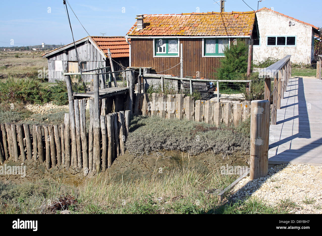 Self build cottage hi-res stock photography and images - Alamy