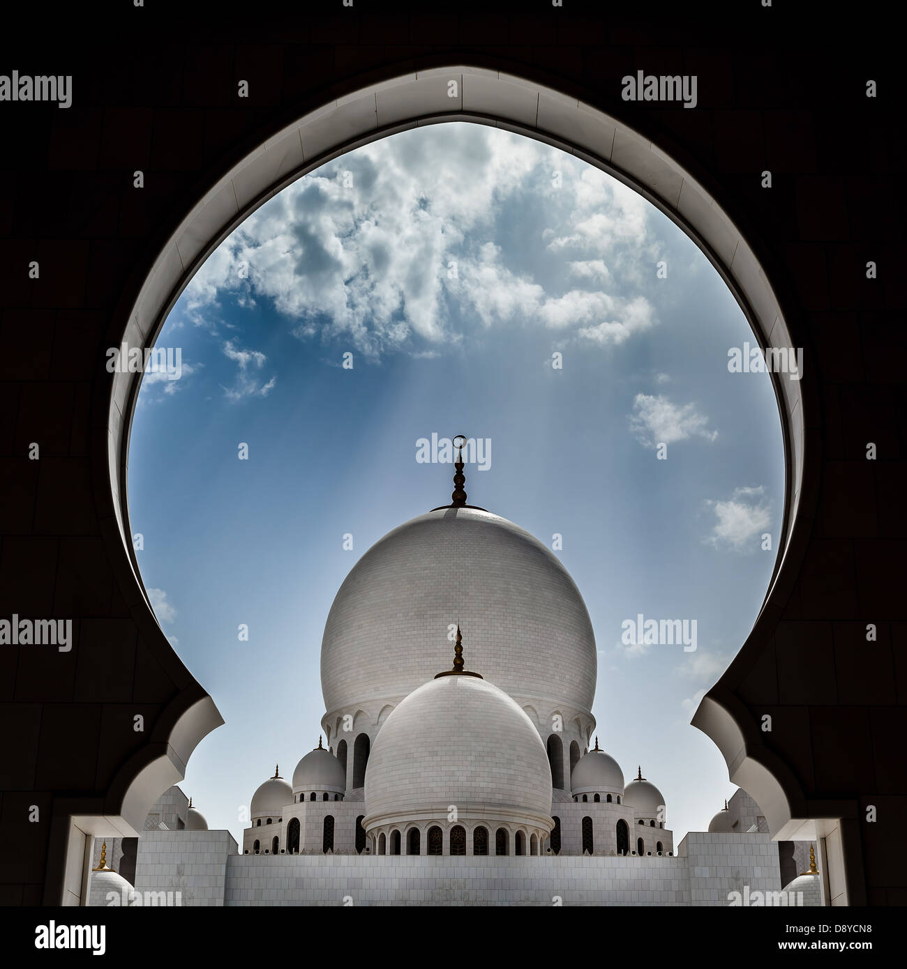 Abudhabi hi-res stock photography and images - Alamy