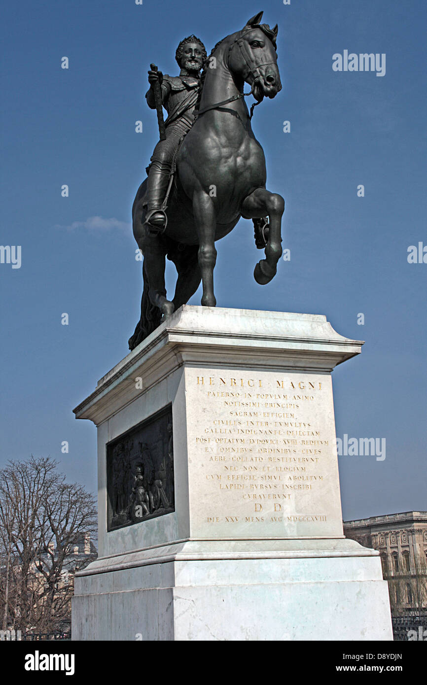 Bronze Equestrian Statue,Henri IV, Pont Neuf, Paris Stock Photo - Alamy