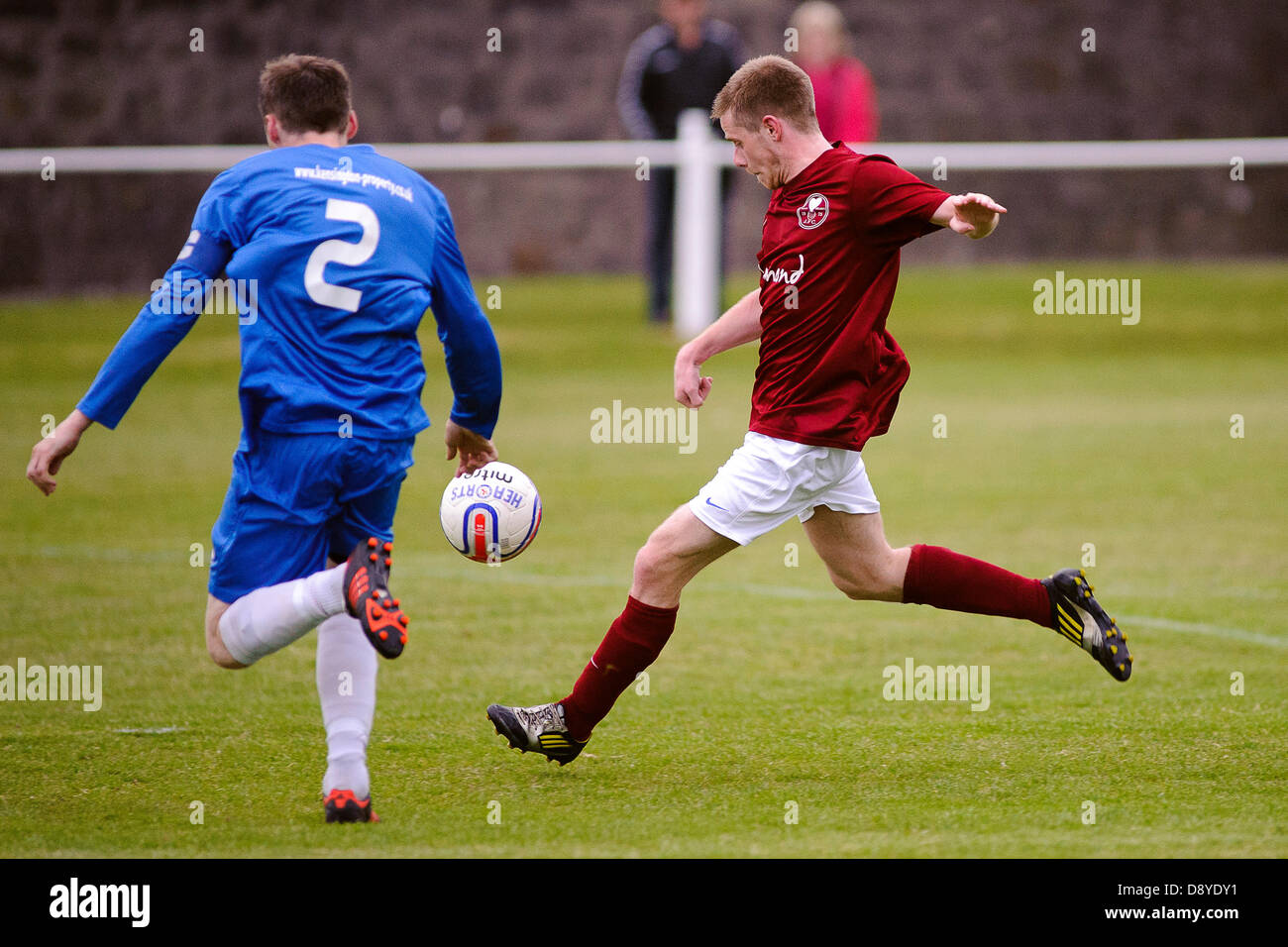 Kelty, Fife, Scotland, UK. 5th June 2013. Stuart Cargill shoots during ...