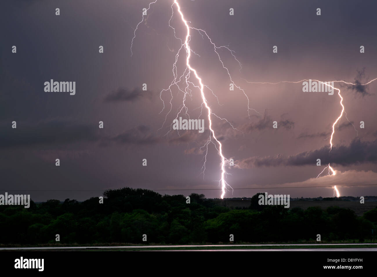 Double lightning bolts hi-res stock photography and images - Alamy