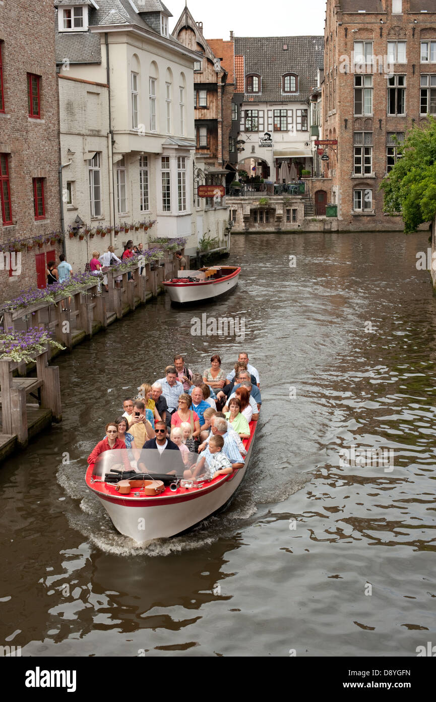 Brugge tourist hi-res stock photography and images - Alamy