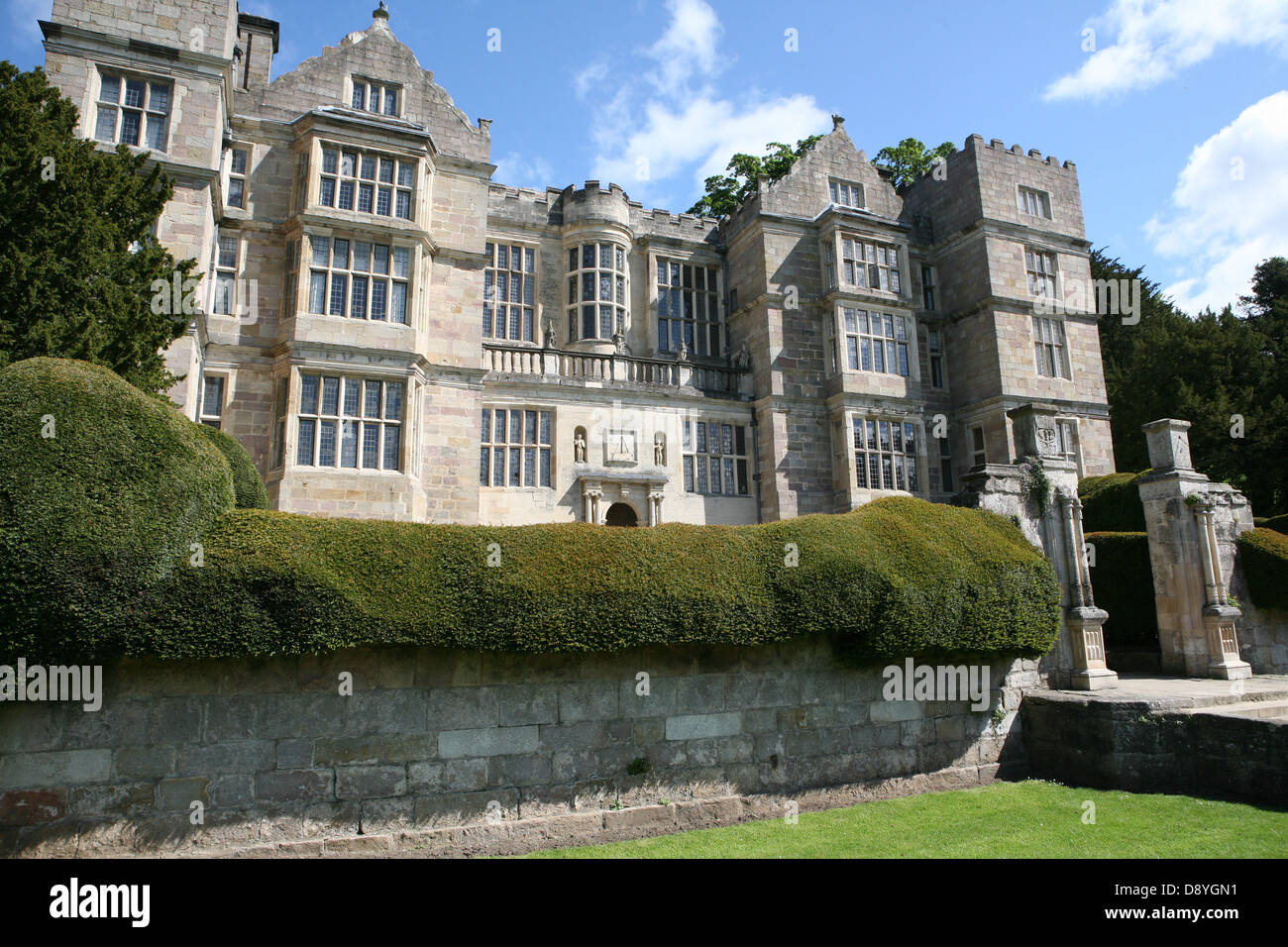 Fountains Hall Studley Park North Yorkshire Stock Photo - Alamy