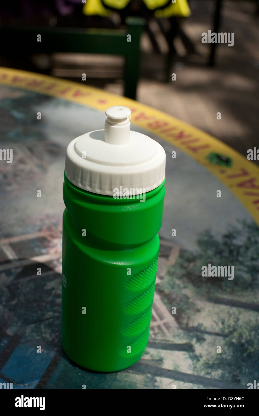 Healthy hydration hi-res stock photography and images - Alamy