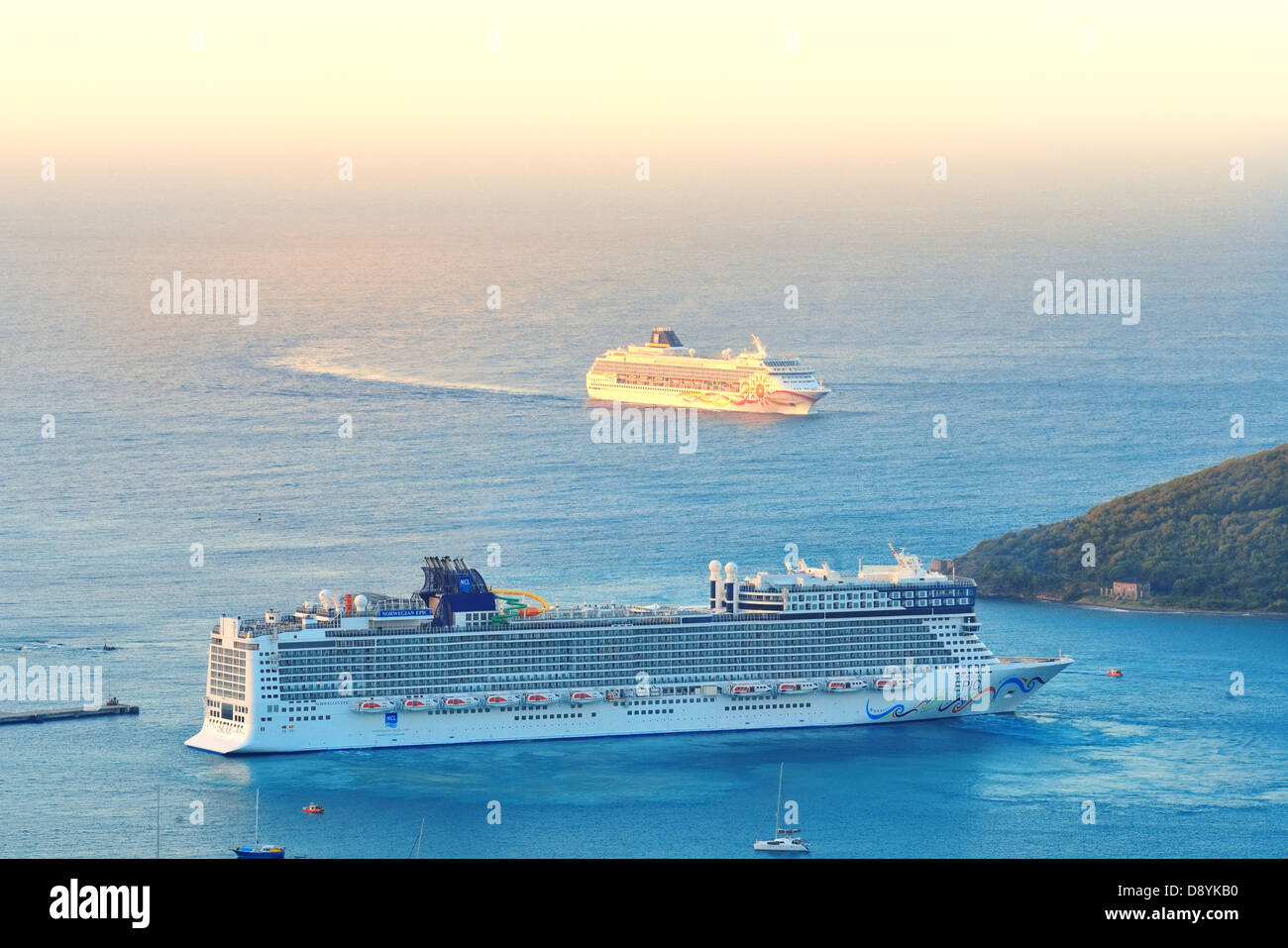 Cruise ship at sea Stock Photo - Alamy