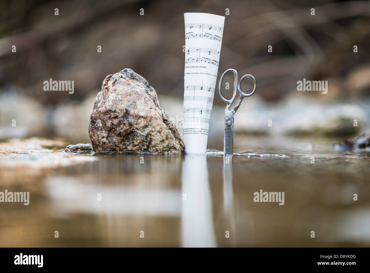 Rock paper scissors hi-res stock photography and images - Alamy