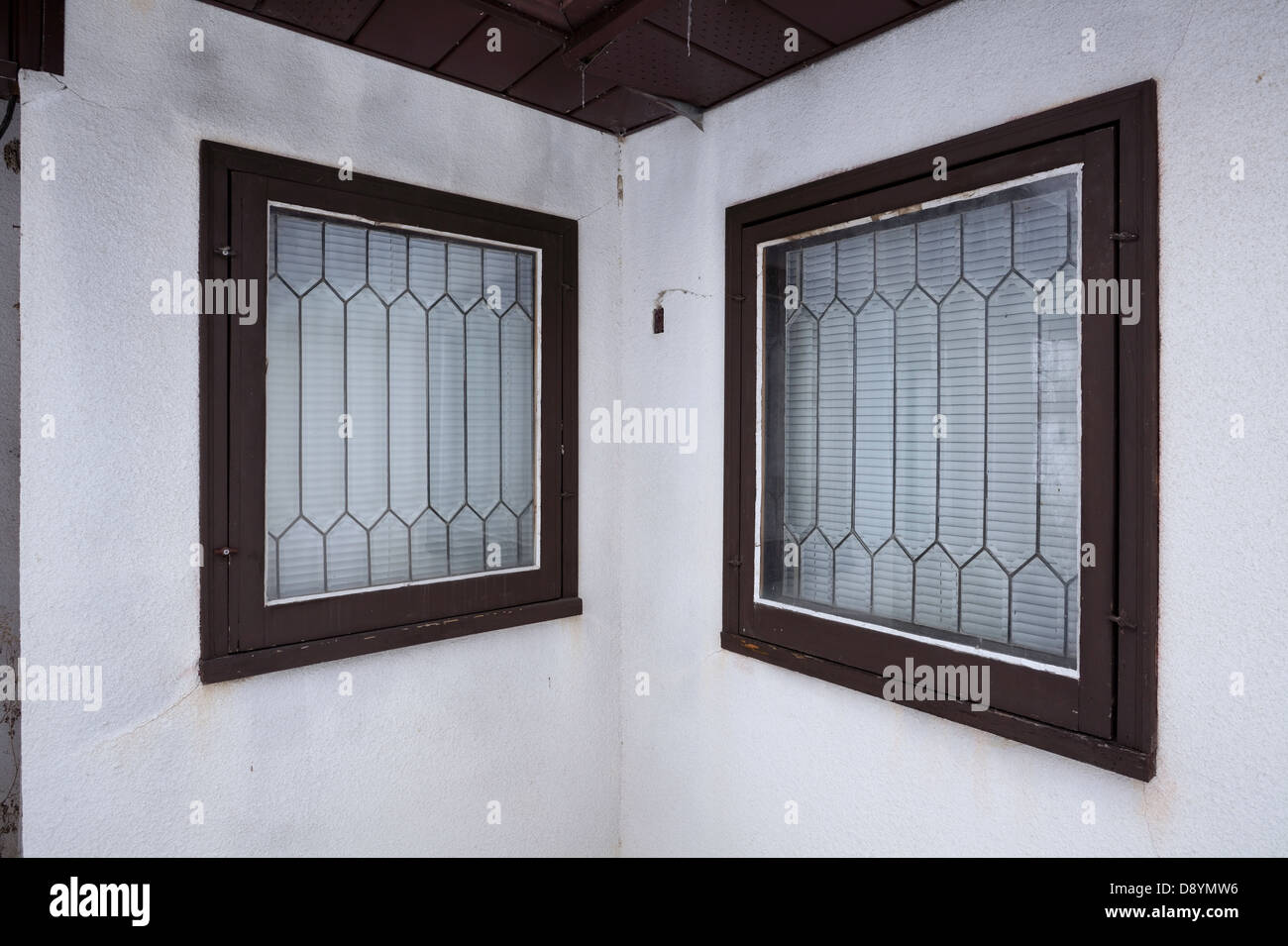 Lead glass windows hi-res stock photography and images - Alamy