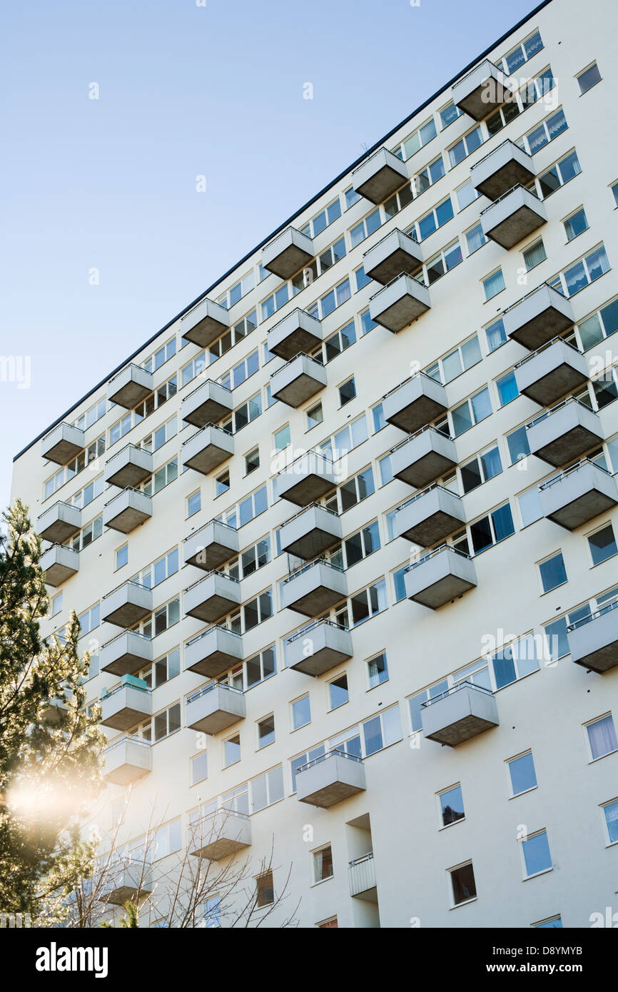 High rise block hi-res stock photography and images - Alamy