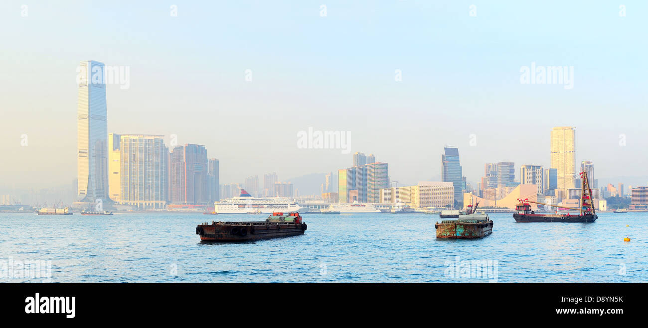 Panorama of Kowloon island at sunset. Hong Kong Stock Photo - Alamy