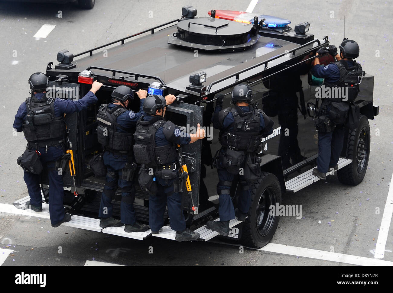 Lapd helicopter hi-res stock photography and images - Alamy