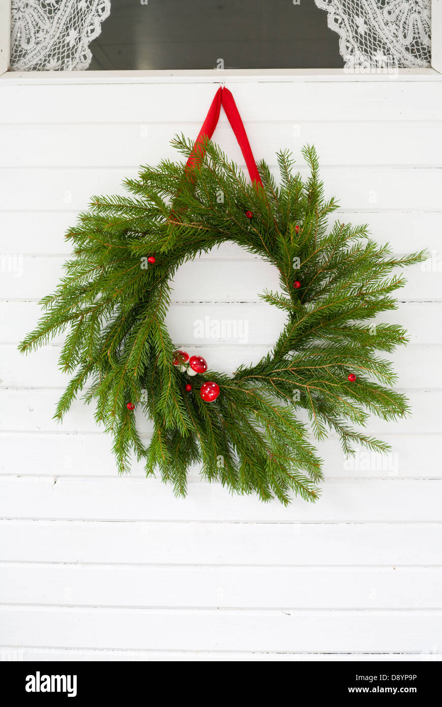 Conifer wreath hi-res stock photography and images - Alamy