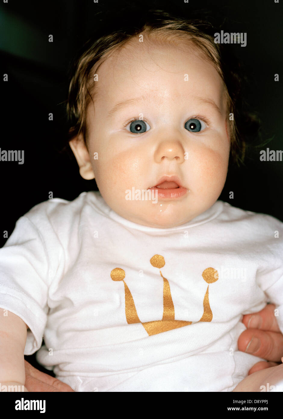 Portrait of a small girl Stock Photo - Alamy