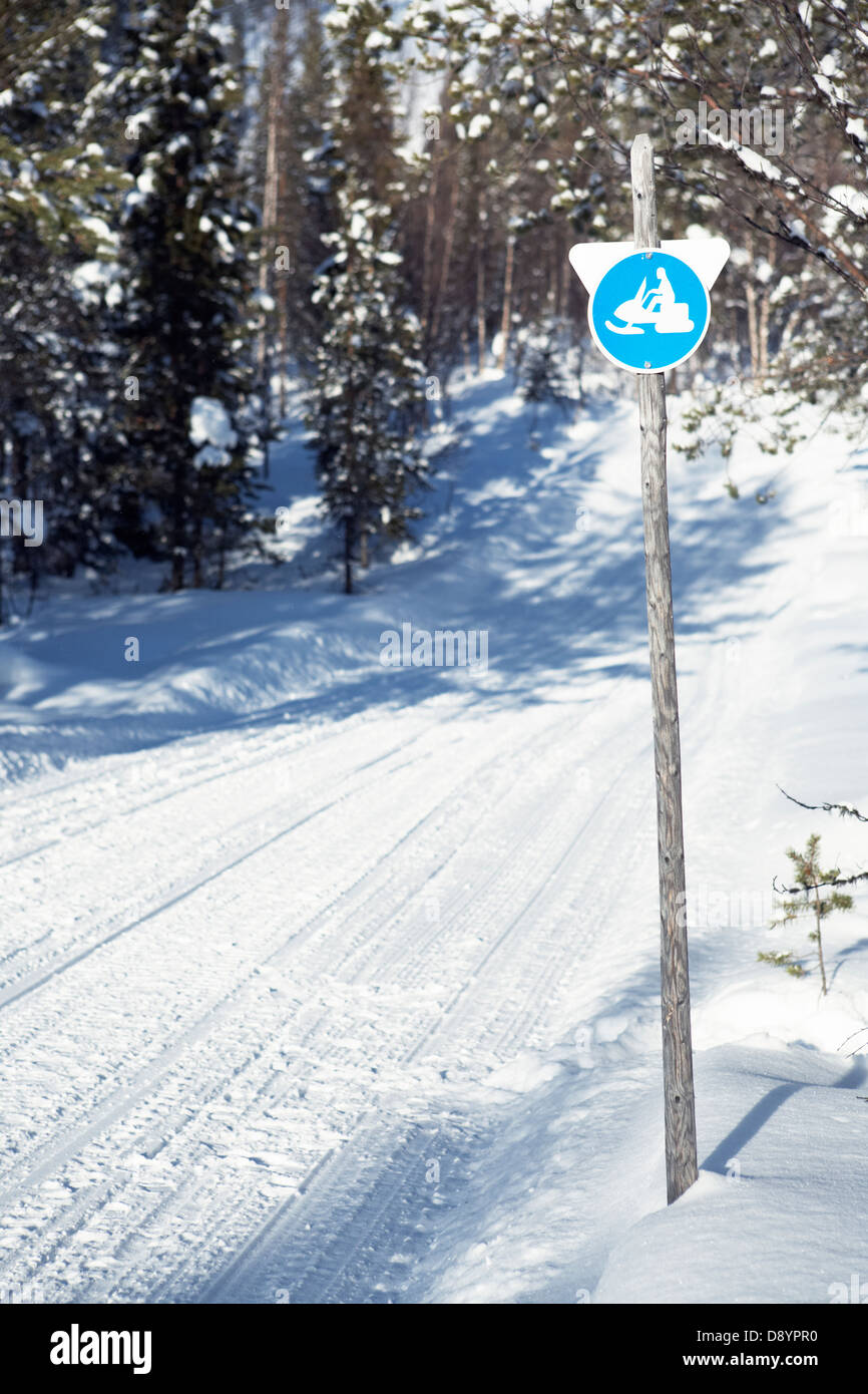 Snowmobiling hi-res stock photography and images - Alamy