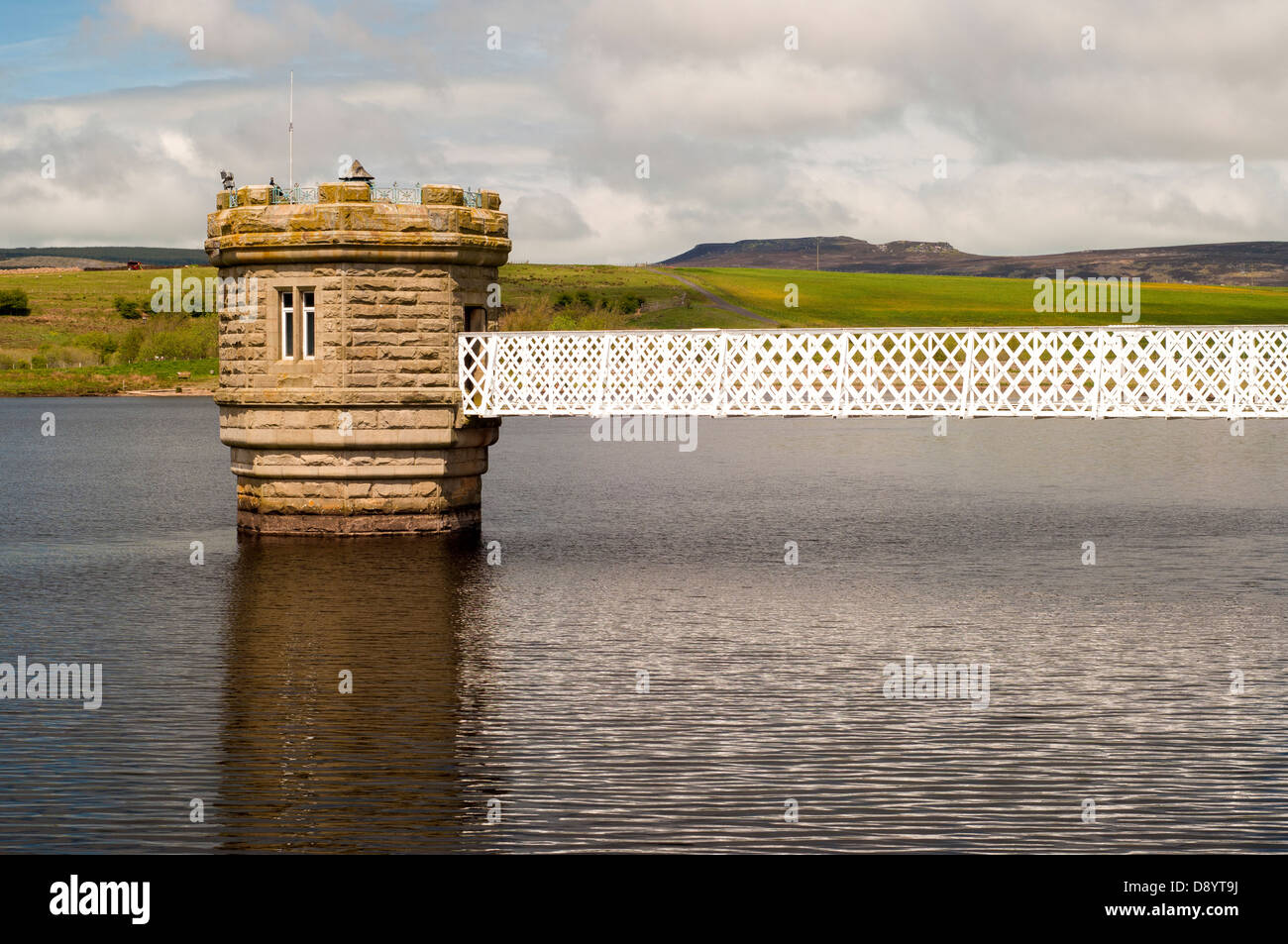 Water reservoir tower hi-res stock photography and images - Alamy