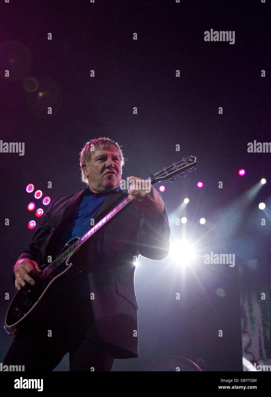 Guitarist Alex Lifeson of the Canadian band Rush performs at the 02 ...
