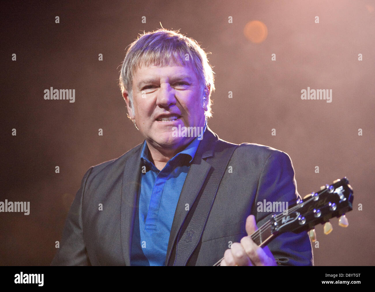 Guitarist Alex Lifeson of the Canadian band Rush performs at the 02 ...